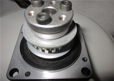 中国 100W 200V AC同期サーボ モーターSGMP-01A312 3000RPM 2048PPR 販売のため