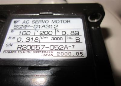 中国 100W 200V AC同期サーボ モーターSGMP-01A312 3000RPM 2048PPR 販売のため