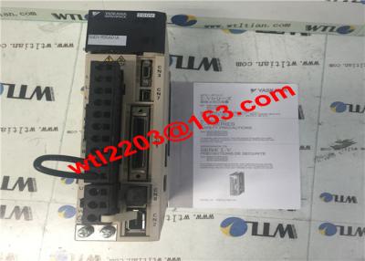 中国 50/60HZ産業Servoは真新しいYASKAWA SGDV-R90A01A SERVOPACKを運転します 販売のため