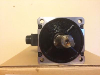 중국 산업 자동 귀환 제어 장치 모터 OMRON R88M-G1K030T-Z 200V. 3000RPM. 1kW 산출 판매용