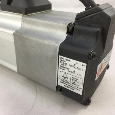 China Motor servo R88M-GP40030L-S2 de la CA de OMRON con el Plano-estilo 400W, 100 VAC del codificador del inc., con llave/sin el freno, 3000rpm en venta