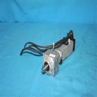 中国 2kW円柱OMRONのサーボモーターのためのR88G-HPG32A052K0Bの減速機は3分の減速の比率1/5の内でバックラッシュが付いています 販売のため