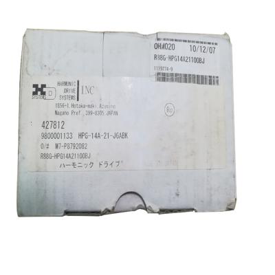 中国 1.5kW円柱サーボモーターのためのOMRON R88G-HPG32A211K5Bの減速機は3分の減速の比率1/21の内でバックラッシュが付いています 販売のため