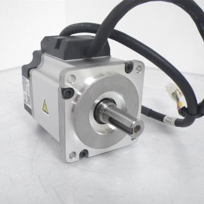 Chine Le décélérateur d'OMRON R88G-HPG50A332K0B pour les servomoteurs 2kW cylindrique répercutent d'ici 3 minutes le rapport 1/33 de décélération à vendre