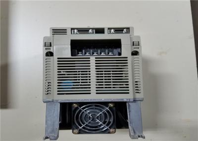 中国 Yaskawaの新しい電気入力12.0AMPS 50/60hz SERVOPACK SGDB-20VN 販売のため