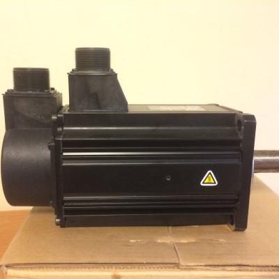 Cina Servomotore di CA di OMRON R88M-G1K520T-S2-Z con il codificatore 1.5kW di ABS/INC 200 VCA con la chiave/senza freno 2000rpm in vendita