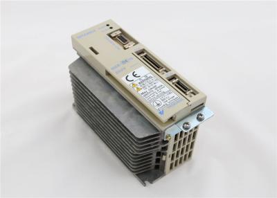 China Yaskawa voerde 6,0 van het SERVOinBESTUURDERS400watt Industriële Sevro AMPÈREN Pak sgde-04VS Te koop