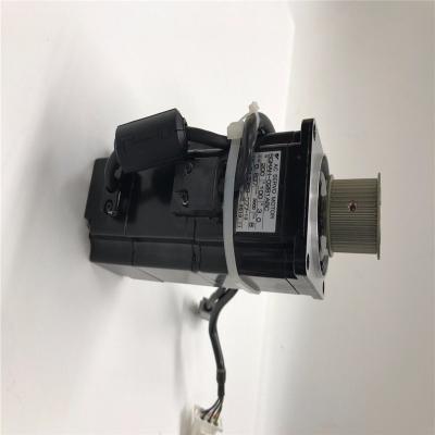 China SERVO MOTOR industrial 100VAC 3000RMP SGMAH-02B1A6C de servo motor 0.637N.m YASKAWA à venda