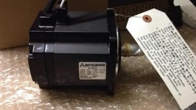 中国 三菱産業サーボ モーター ブレーキ ブレーキ キーHC-UF43 2.7AMP 119VAC 400W 3000R/分 販売のため