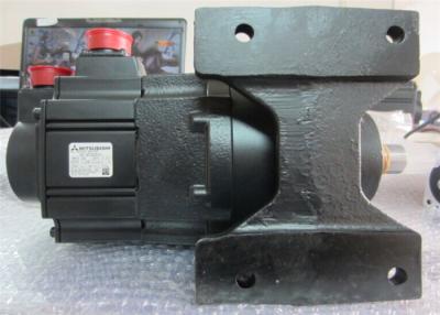 China 2000RPM .5KW HIZO SALIR SERIES industriales del motor servo HC de HC-SFS52BG1 3.2AMP Mitsubishi en venta