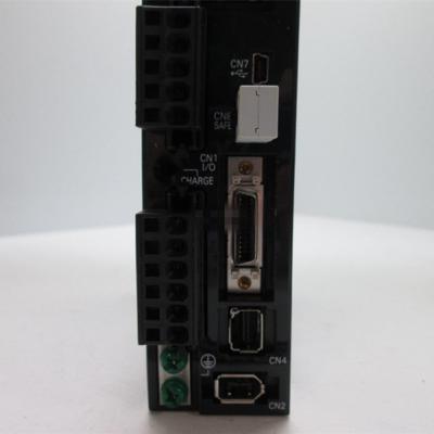 중국 R88D-KN02L-ML2 OMRON AC Servodriver, MECHATROLINK-II의 단일 위상 100 VAC, 200W 판매용