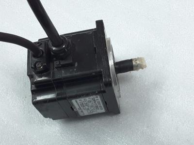 Китай НОВЫЙ мотор сервопривода СГМПХ-01ББА21 Яскава мотора сервопривода ОРИГИНАЛА 5.4А 750В промышленный продается