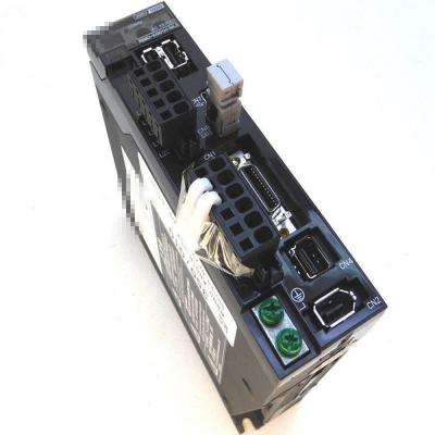 中国 R88D-KT01L OMRON AC Servodriverのアナログ入力/脈拍列車の入力、単一フェーズ100 VAC、100W 販売のため