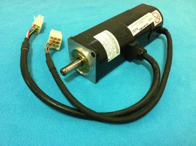 China SERVO MOTOR industrial SGM-01L3B4CL 100WATS 100VOLTS da C.A. do servo motor YASKAWA 2,2 ampères à venda