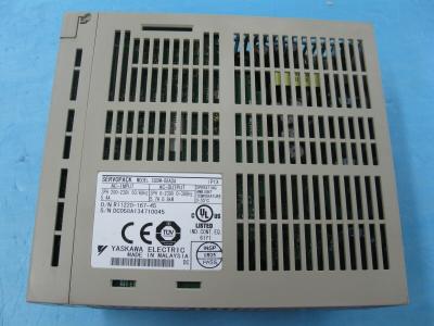 中国 新しく、元のサーボ ドライブYaskawaは4.4のサーボ パック800Watt SGDM-08ADAを出力しました 販売のため