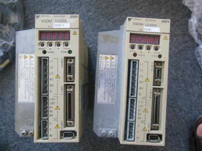 중국 Yaskawa 새로운 산업 전기 ServoPack SGDM 시리즈 자동 귀환 제어 장치 드라이브 SGDM-10ADA 판매용