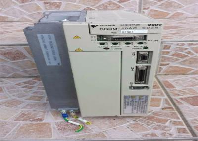 Chine La nouvelle phase de ServoPack Yaskawa 3 a entré le conducteur 2KW SGDM-20AC-SD2B du moteur 12A servo à vendre