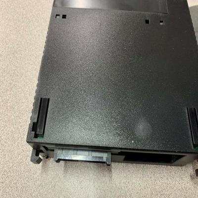 중국 240 VAC는 8개 점 IC200MDD847 GE VersaMax 분리된 혼합 단위를 입력했습니다 /Output 릴레이 2 .0A가 8개 점을 고립시킨 판매용