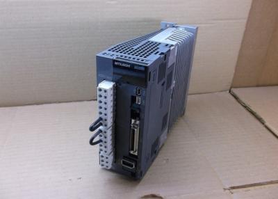 중국 새로운 미츠비시 PLC 1000W 자동 귀환 제어 장치 모터 증폭기 MR-J3-100A4 1KW 산업 드라이브 400V 판매용