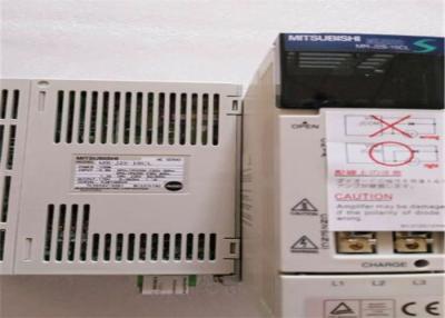 China El servo industrial de MR-J2S-10CL Mitsubishi conduce el amplificador servo 250AC 100W 200V de la CA en venta