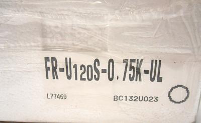 Китай КОМПАКТ 4.1AMP 1PHASE 200-220V СЕРИИ FREQROL FR-u ПРИВОДА МИЦУБИСИ FR-U120S-0.75K-UL продается