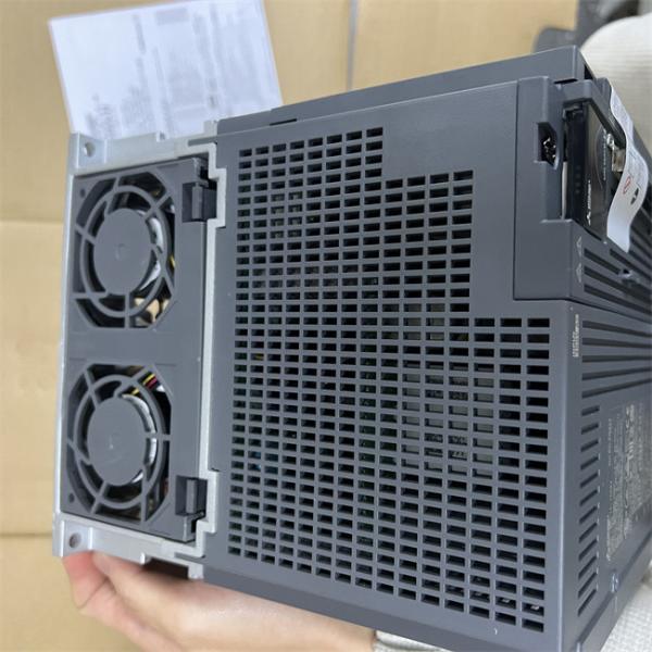 400V 7KW AC Servo Amplifier Mitsubishi MR-J4-700B4 PLC Three Phase
