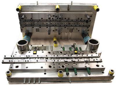 Cina Su ordinazione matrice di stampaggio parti/matrici di stampaggio metallo su ordinazione e strumenti/componenti matrice di stampaggio in vendita