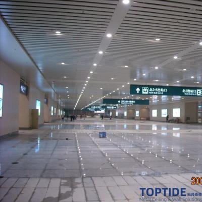 China A pressão direita da cor da borda 1.2mm RAL no teto telha decorativo à venda