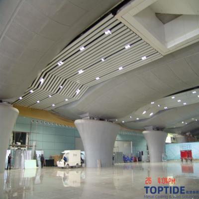 Cina Il bello bordo decorativo 2.5mm del soffitto di acciaio inossidabile ha sospeso in vendita