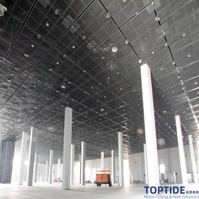 Cina Idea resistente di progettazione del soffitto delle maglie 2 x 2 del filo di acciaio di Pan Drop Ceiling Tiles Black del metallo dell'umidità in vendita