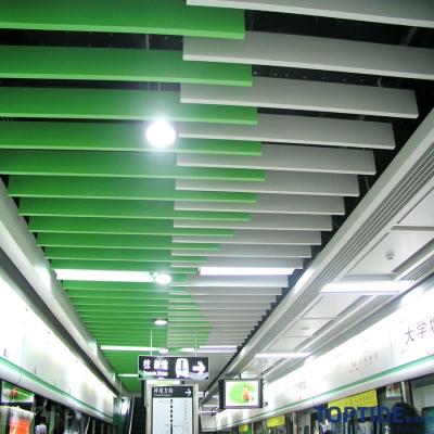Cina bordo decorativo del soffitto di 50×100mm in vendita