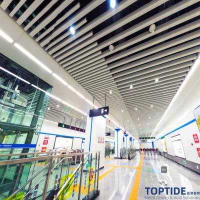 China CTC-Zertifikat kurvte Aluminium-150mm Leitblech-Metalldecke für Flughafen zu verkaufen