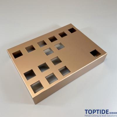 Cina Rivestimento murale di alluminio dello strato del ctc Champagne 3.5mm con i fori quadrati in vendita