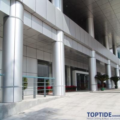 Cina Argento architettonico multifunzionale delle coperture di colonna del metallo di approvazione del ctc in vendita