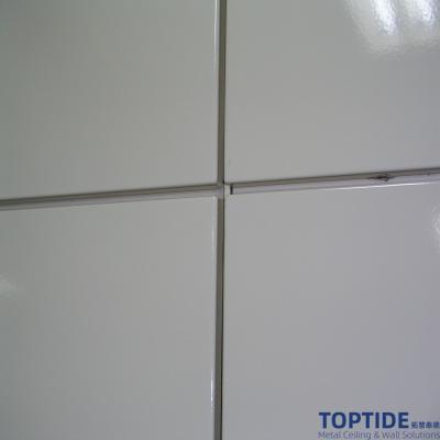 Cina Materiali di costruzione curvi di alluminio del soffitto della parete del metallo di Decorational del pannello per soffitti di multi strato di Wave in vendita
