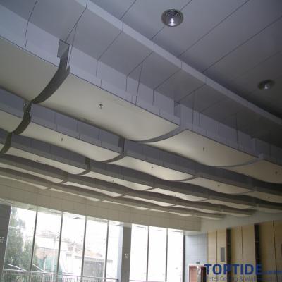 Cina Materiali di costruzione curvi di alluminio del soffitto della parete del metallo di Decorational del pannello per soffitti di multi strato di Wave in vendita