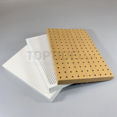 Cina I pannelli acustici sospesi del metallo con Soundtex tosano il soffitto improvviso di griglia in vendita