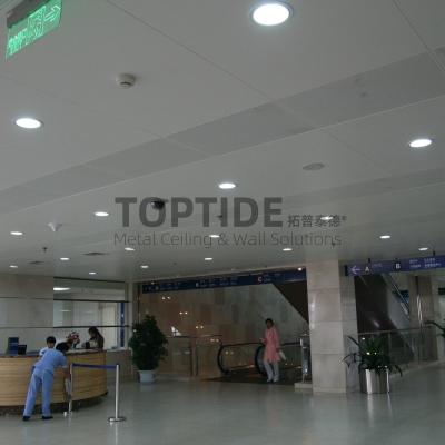 Cina Il soffitto decorativo di costruzione piastrella l'isolamento termico impermeabile 2x2 in vendita