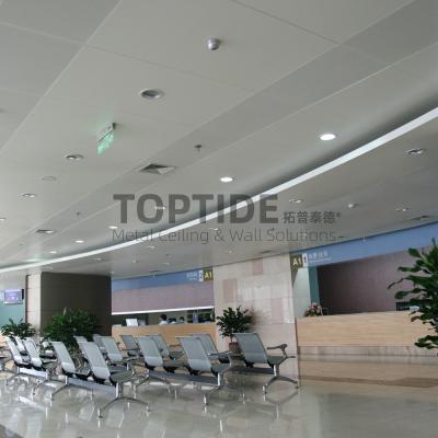 Cina Gancio spesso 1.2mm commerciale sulle mattonelle resistenti del soffitto di goccia del metallo dell'acqua del sistema del soffitto in vendita