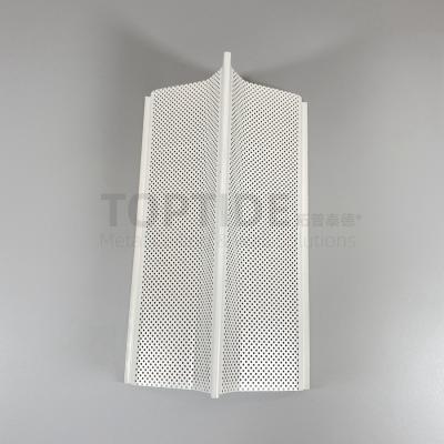 Cina Il soffitto commerciale sospeso del metallo piastrella i pannelli per soffitti di alluminio perforati su misura acustici in vendita
