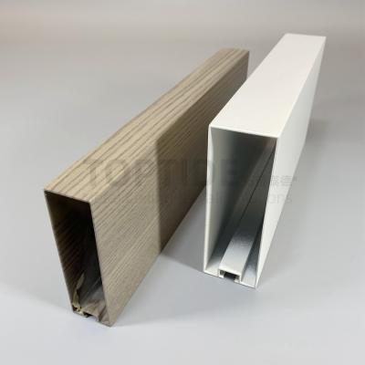 Cina Classifichi i pannelli per soffitti decorativi del metallo goccia di alluminio/di alluminio di un pannello decorativo del metallo a prova di fuoco in vendita