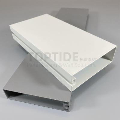Cina Soffitto falso espulso su misura di profilo del soffitto del deflettore acustico per la stanza dell'ufficio in vendita