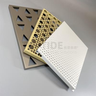 Cina L'isolamento acustico del pannello decorativo di alluminio esterno ha perforato il rivestimento della parete in vendita