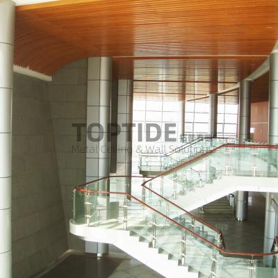 China Aluminiumleitblech-Decke der Polyester-Unterlagen-1.5mm mit SoundTex-Vlies-dekorativen akustischen Decken-Fliesen zu verkaufen