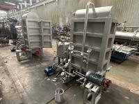 China Cabinet Type Hank Yarn Dyeing Machine With Energy Saving System for sale
