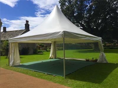 China Tienda blanca erigida rápida de la pagoda del festival exterior del acontecimiento propósito multi del 10ft del x 10ft con Windows transparente en venta