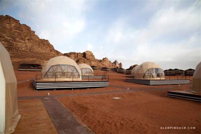 Cina Il campo di lusso della tenda della cupola di Glamping della località di soggiorno copre con una cupola la stalla della Giordania del rum dei wadi dell'hotel in vendita
