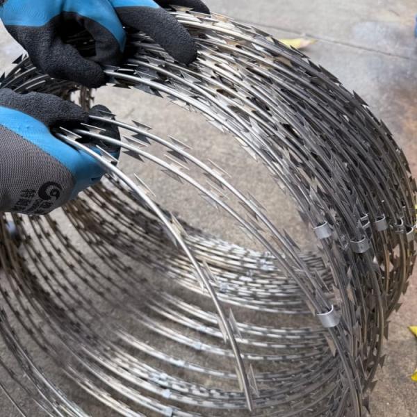 Quality Customized Stainless Steel Barbed Razor Concertina Coil Wire High Tensile Prison Fence for sale