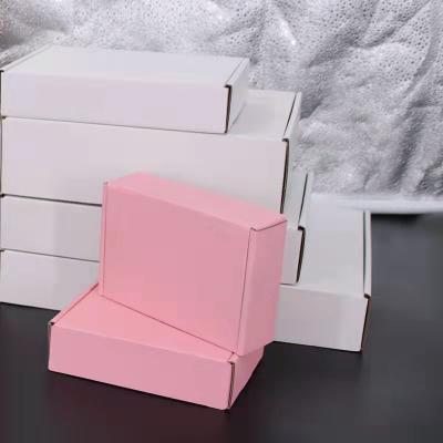 Cina cartone per la spedizione mailer scatola di carta di dimensioni personalizzate scatola di spedizione eco-friendly per cosmetici e-commerce in vendita