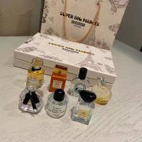China empty 50ml Perfume Bottle Packaging Box Paperboard Recycled Materials for sale